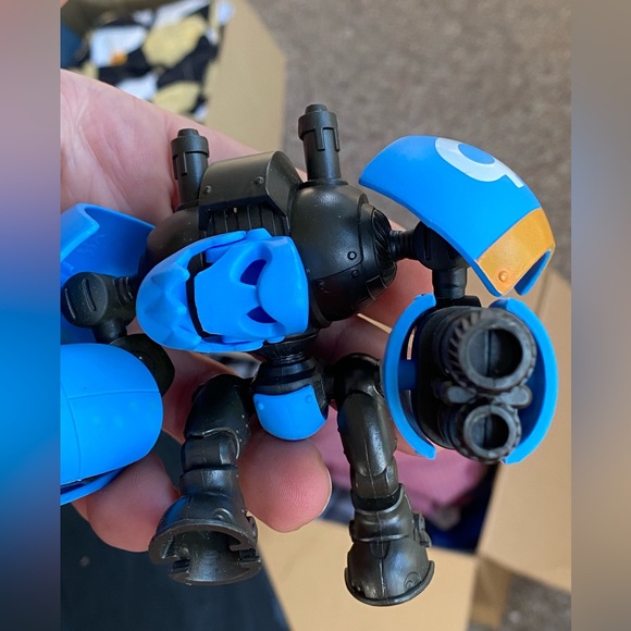 Accents | Vlad And Niki Superhero Surprise Figure Blue Mech Robot By ...